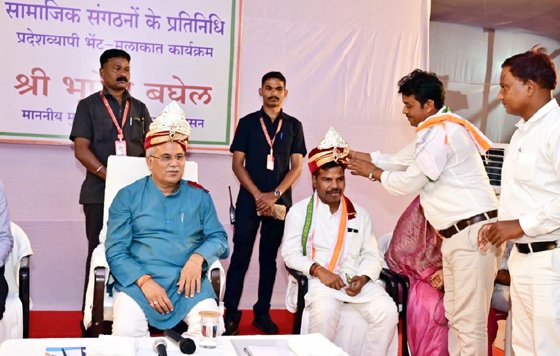 मुख्यमंत्री की घोषणा: मुकुटधर पाण्डेय के नाम पर होगा चन्द्रपुर कॉलेज ...